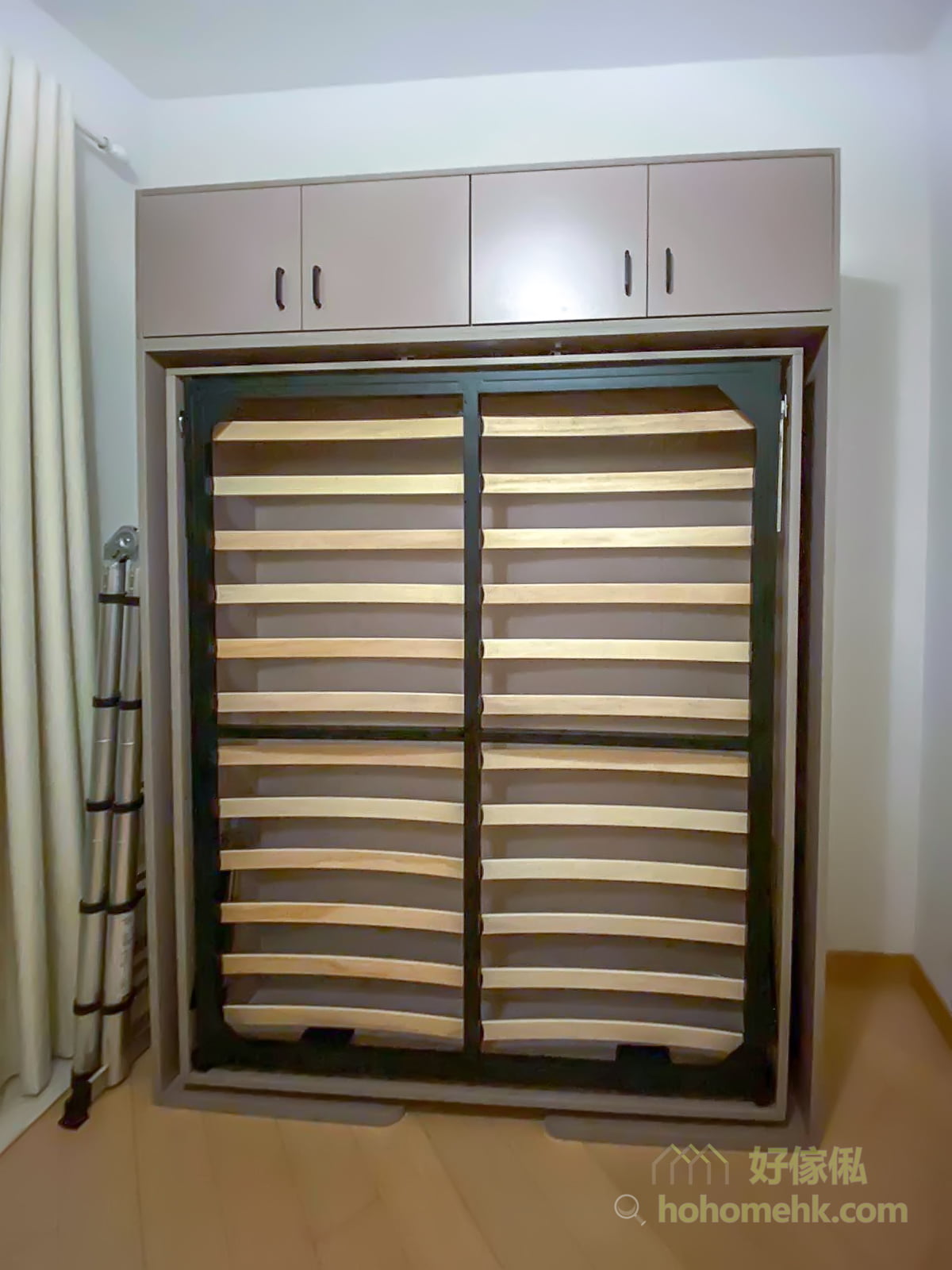 5 Design Ideas for a Rotating Bookshelf Invisible Bed — 好傢俬 HoHomeHK